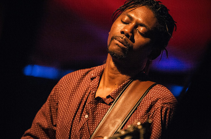 "Sama Yaye" de Hervé Samb, ou une définition de la beauté | Music In Africa