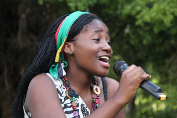 Zim teenager sings her way to Paris | Music In Africa