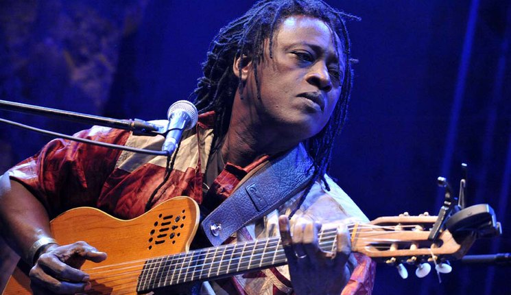 Acoustic Africa brings Habib Koité and Vusi Mahlasela to the USA ...