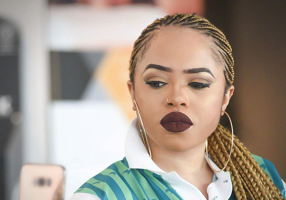 Blanche Bailly dévoile un nouveau clip, « Ndolo » | Music In Africa