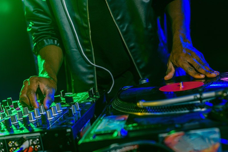 Appel à participation : le deejaying au coeur du breaking ...