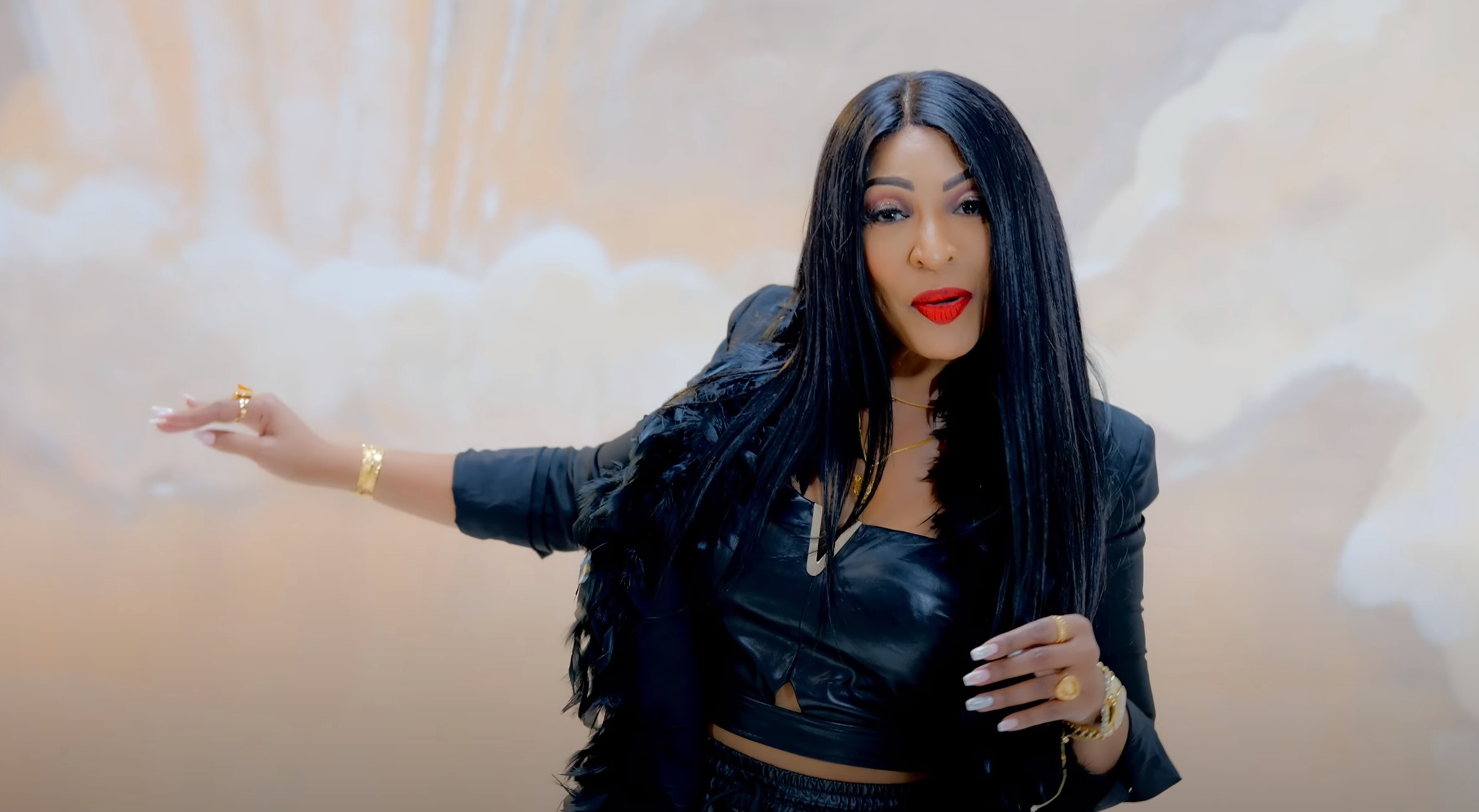 Sénégal : « Par force », Viviane Chidid à la une des tendances ce lundi ...