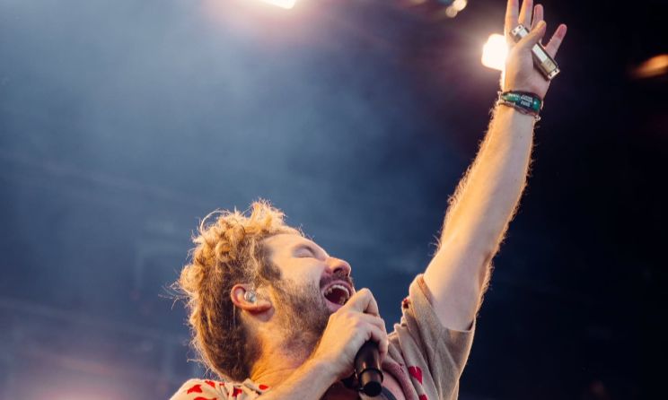 Jeremy Loops to headline Mother’s Day Sunset Music Series in Joburg ...