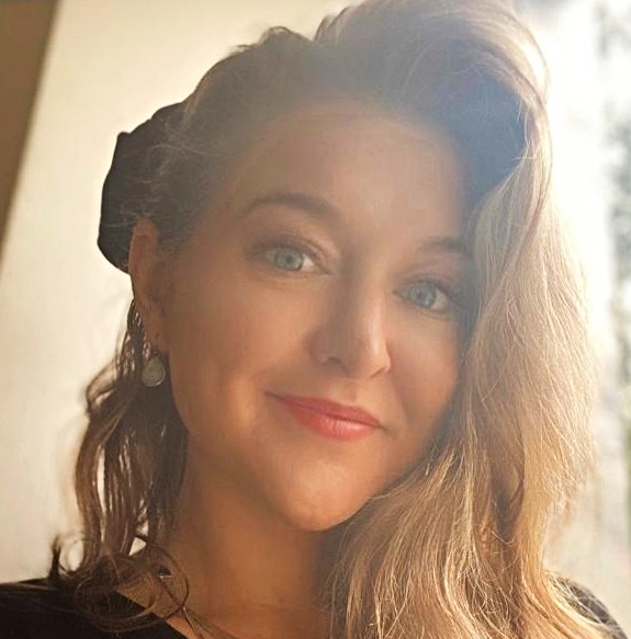 Sarah Jane Nicholson | Music In Africa