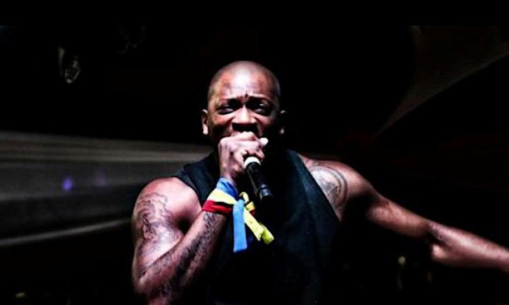Singuila revient sur scène avec un nouveau single | Music In Africa