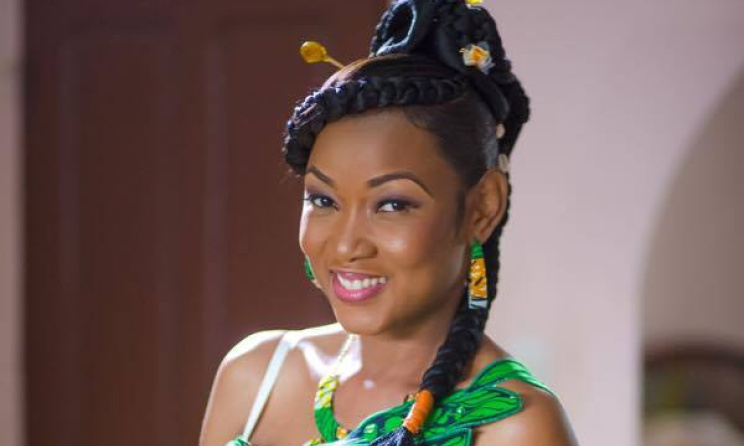Gabon : Arielle T prépare son retour | Music In Africa