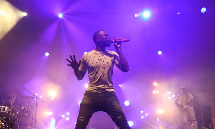 Dadju relance sa tournée et annonce de nouvelles dates pour 2021 ...